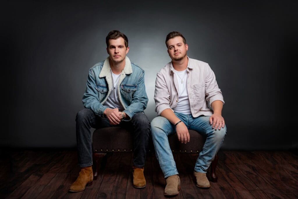 LIVE MUSIC - LUKE'S 32 BRIDGE Food + Drink